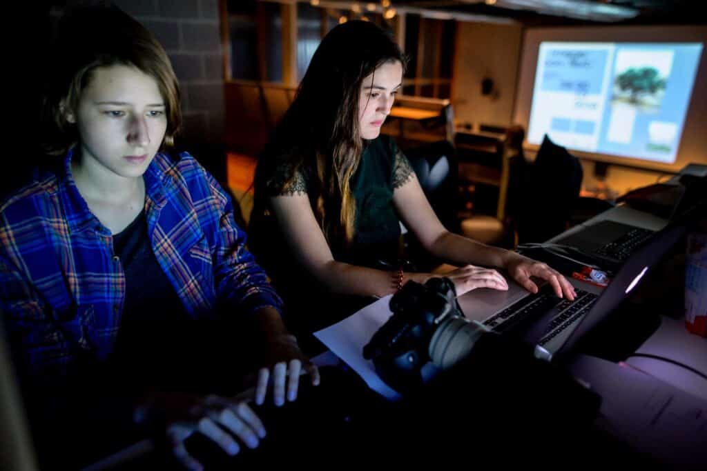 Study Visual Journalism and Documentary Photography